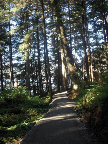 Walking Auke Lake – How do we do that? | Clarissa Rizal Blog